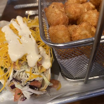 SHORE HOUSE TAVERN - Updated October 2025 - 78 Reviews & 142 Photos ...