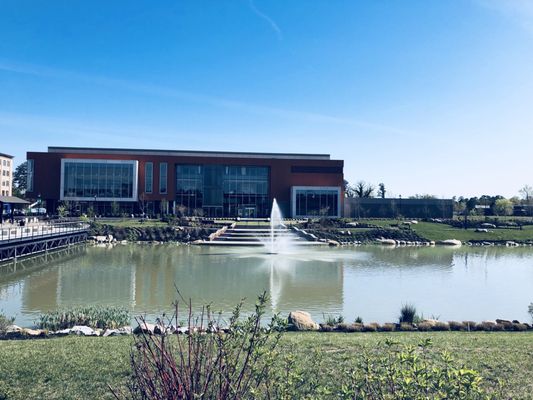 LIBBIE MILL LIBRARY - Updated May 2025 - 30 Photos & 30 Reviews - 2100 ...