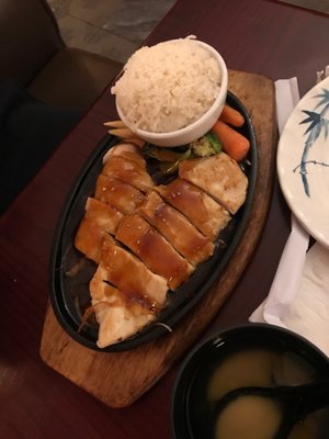 HANA JAPANESE STEAKHOUSE - 71 Photos & 97 Reviews - 1404 S 5th St ...