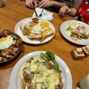 BESPOKE ALL DAY CAFE - Updated July 2024 - 1240 Photos & 558 Reviews ...