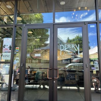 PERRY STREET BREWING - Updated October 2025 - 151 Photos & 148 Reviews ...