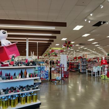 TARGET - Updated December 2025 - 3406 Photos & 684 Reviews - 4380 ...