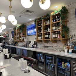 CASK & LARDER - TERMINAL C - Updated June 2025 - 45 Photos & 28 Reviews ...