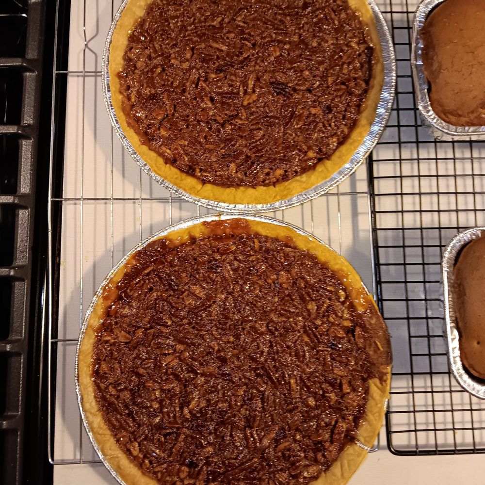 SWEET TOOTH BAKERY - Updated July 2024 - 32 Plum Hollow, Fennville ...