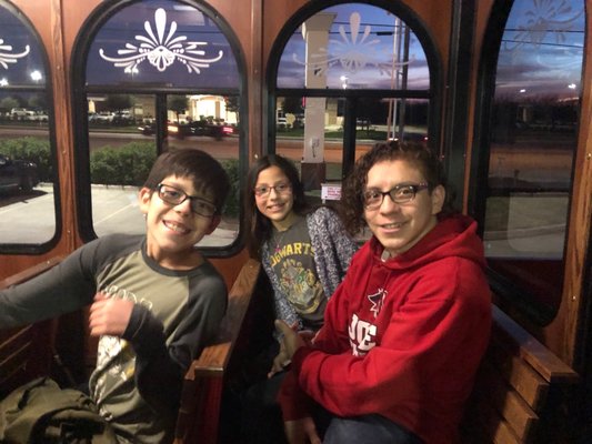 PRAIRIE LIGHTS TROLLEY TOUR BUS - Updated October 2025 - Grand Prairie ...