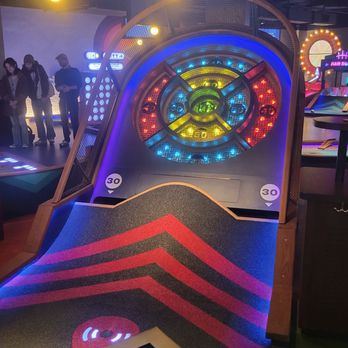 PUTTSHACK - PHILADELPHIA - Updated May 2024 - 41 Photos & 34 Reviews ...