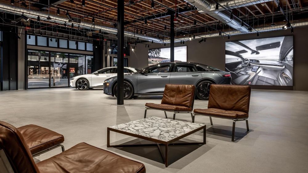 LUCID STUDIO NEWARK - Updated December 2025 - 10 Photos - 7373 Gateway ...