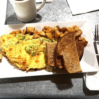 HANGAR 12 - Updated September 2024 - 103 Photos & 140 Reviews - 265 ...