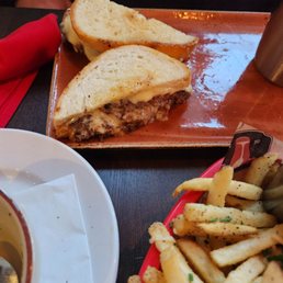 RED COW ROCHESTER - 70 Photos & 76 Reviews - 217 14th Ave SW, Rochester ...