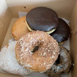 PRONTO DONUTS - Updated January 2026 - 287 Photos & 209 Reviews - 555 W ...