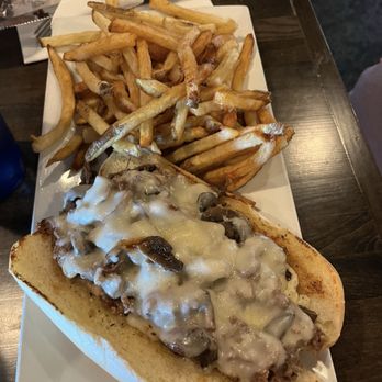 MAXON’S AMERICAN GRILL - Updated December 2025 - 133 Photos & 149 ...