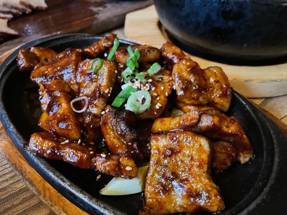 HANJAN OLIVER - Updated December 2025 - 61 Photos & 13 Reviews - 10166 ...