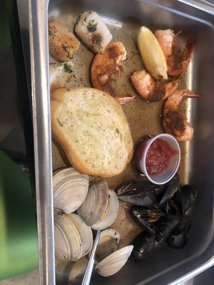 J D SHUCKERS - 32 Photos & 64 Reviews - Seafood - 20750 John J Williams ...