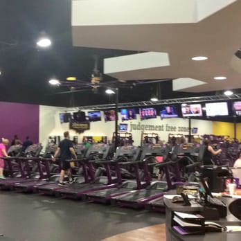 PLANET FITNESS - Updated October 2025 - 26 Photos & 18 Reviews - 105 N ...