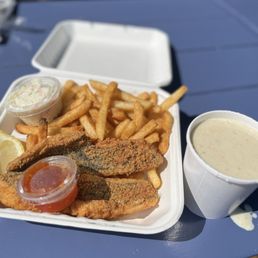 CHATHAM PIER FISH MARKET - Updated July 2025 - 449 Photos & 360 Reviews ...