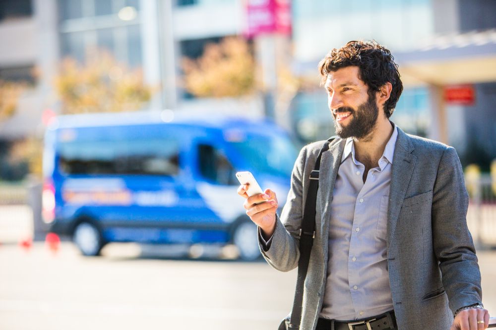 SUPERSHUTTLE - Updated October 2025 - 26 Photos & 439 Reviews - Phoenix ...