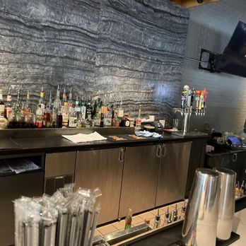 HECK’S CAFE - Updated January 2025 - 135 Photos & 115 Reviews - 3355 ...