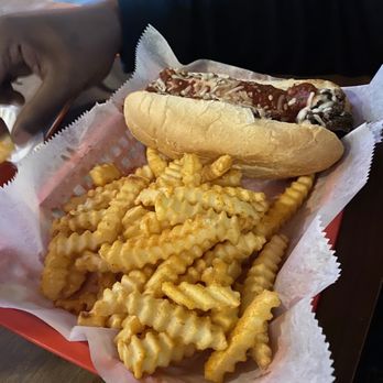 GRINDERS - 610 Photos & 722 Reviews - 417 E 18th St, Kansas City ...