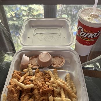 RAISING CANE’S CHICKEN FINGERS - Updated December 2024 - 19 Photos & 13 ...