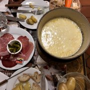 PAIN VIN FROMAGES - 280 Photos & 261 Reviews - 3 rue Geoffroy-l'Angevin ...