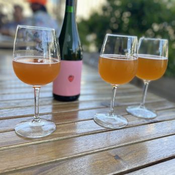 HOMAGE BREWING - Updated June 2024 - 193 Photos & 79 Reviews - 1219 N ...