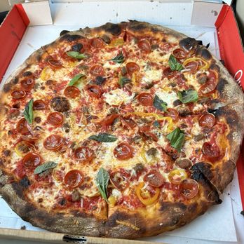 BIRD PIZZERIA - Updated January 2025 - 157 Photos & 108 Reviews - 510 E ...