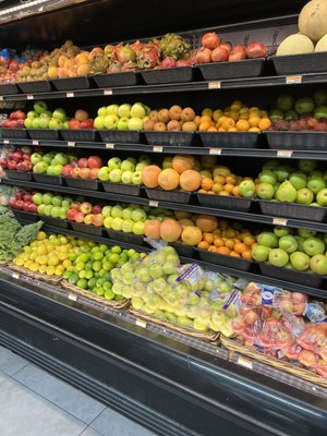 FRESHMART - Updated October 2025 - 18 Photos & 20 Reviews - Calle Calaf ...