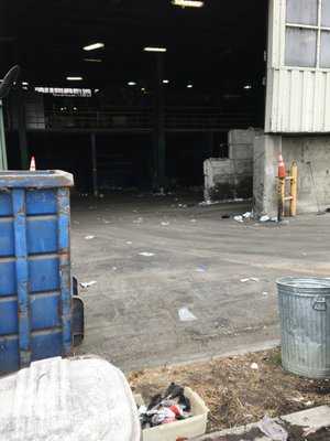 SMART STATION - Updated December 2025 - 45 Photos & 68 Reviews - 301 ...