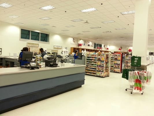 PACIFIC VIEWS MARINE CORPS EXCHANGE - Updated July 2024 - 30 Photos ...