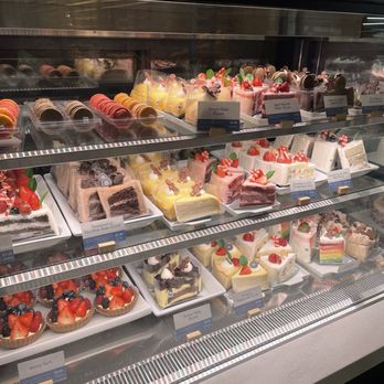 PARIS BAGUETTE - Updated February 2025 - 93 Photos & 26 Reviews - 5120 ...