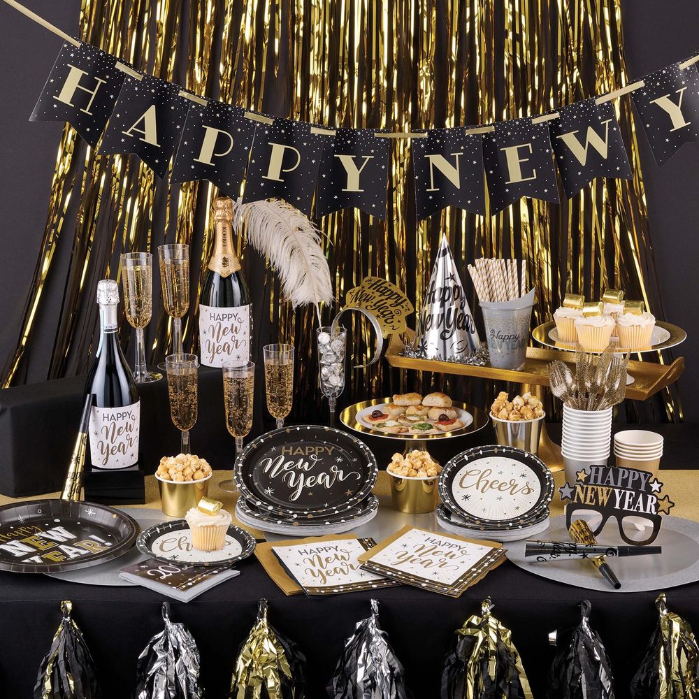 PARTY WOW! RIDGELAND - Updated October 2025 - 17 Photos - 900 E County ...