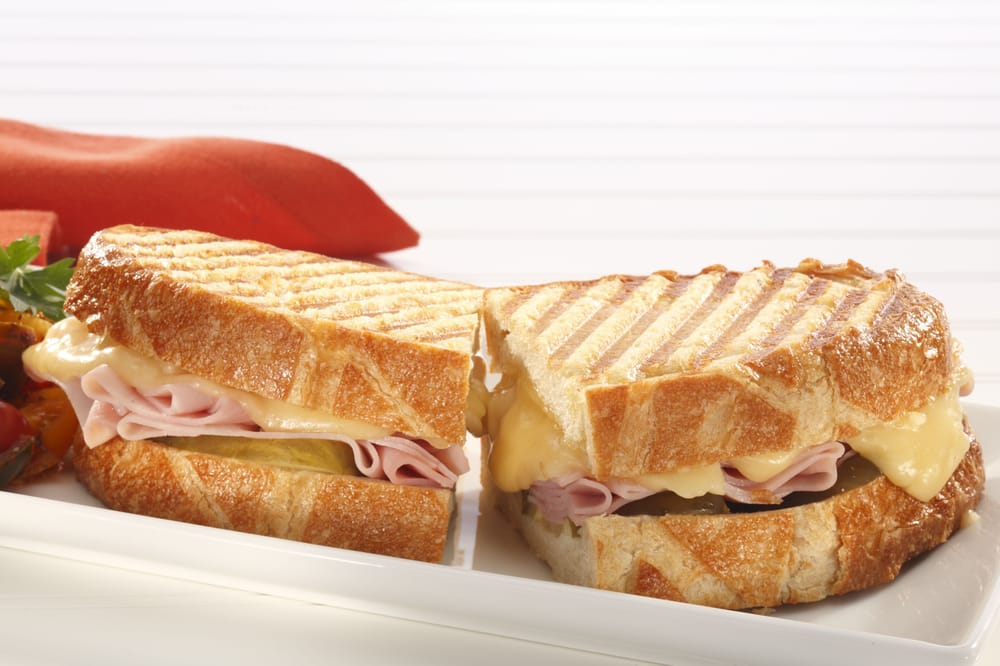 BOARS HEAD CAFE - 1000 Airport Boulevard Pittsburgh International ...