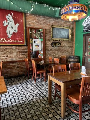 SONKA IRISH PUB - Updated September 2025 - 182 Photos & 166 Reviews ...