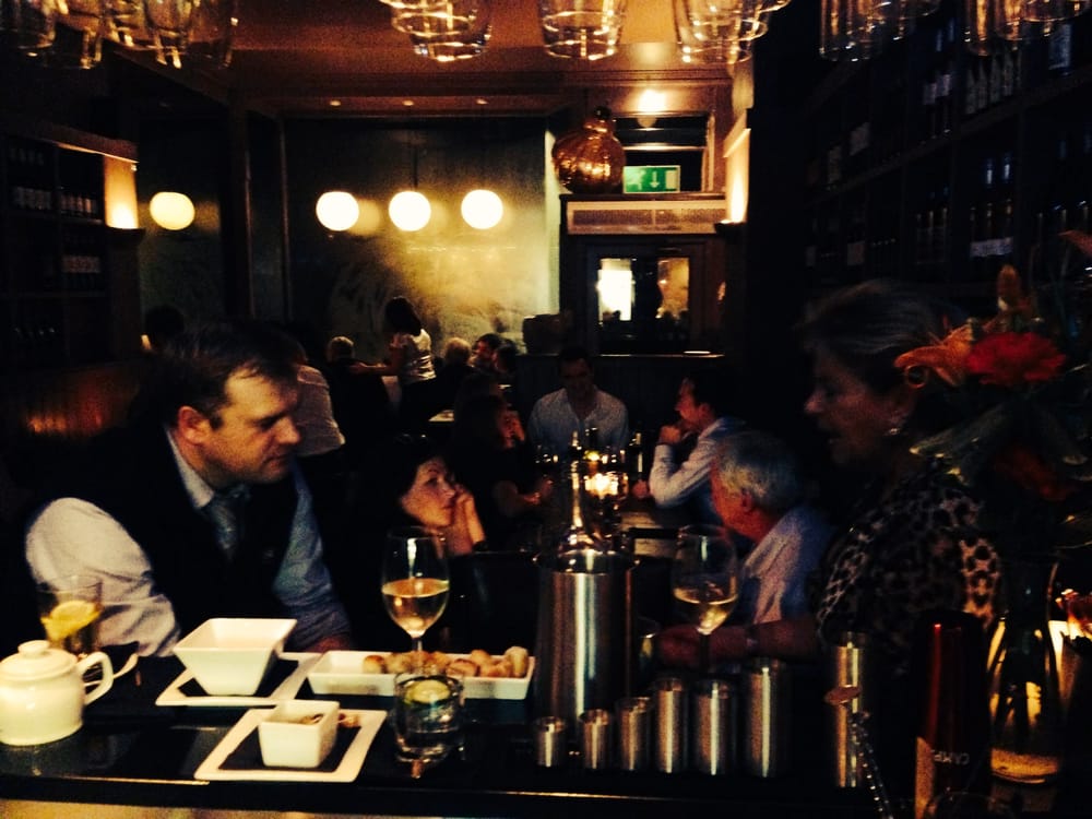 ROLLO - Updated July 2025 - 23 Photos & 16 Reviews - 108 Raeburn Place ...