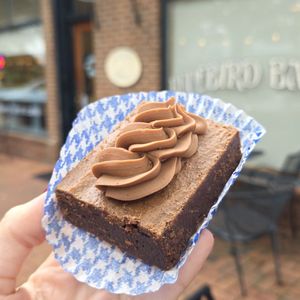 REGINA BAKERY - Updated August 2025 - 18 Reviews - 4025 Harrison Ave ...