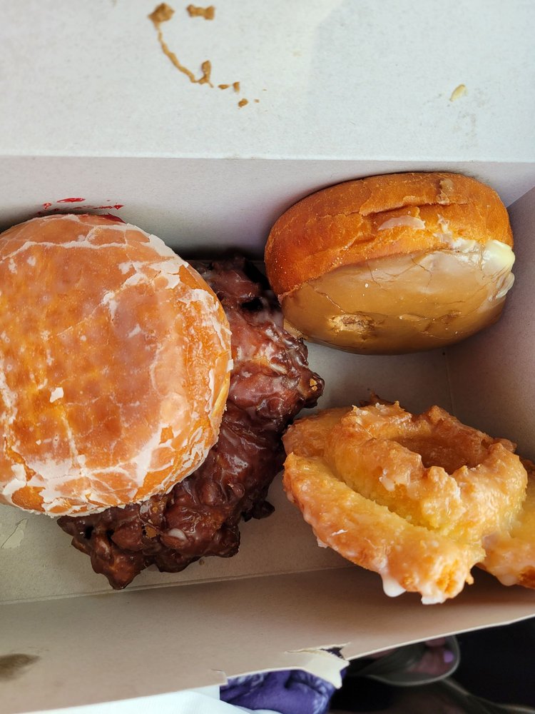 AM DONUTS - Updated July 2024 - 115 E Merced St, Fowler, California ...