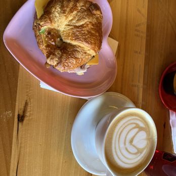 THE HIVE JAVA LOUNGE - Updated March 2026 - 196 Photos & 100 Reviews ...