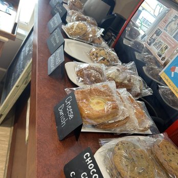 HYPER COFFEE - Updated August 2024 - 440 Photos & 453 Reviews - 203 S ...