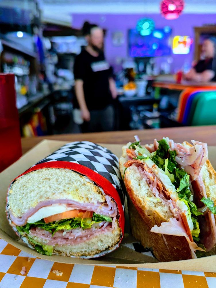 HOT LUNCH - Updated December 2025 - 102 Photos & 62 Reviews - 708 1/4 E ...