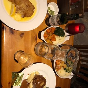 GOOSERS BAR & RESTAURANT - Updated December 2025 - 16 Photos & 11 ...