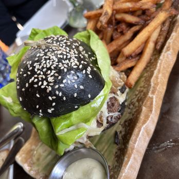 N 7 - Updated September 2024 - 609 Photos & 321 Reviews - 1117 Montegut ...