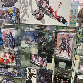 GEEK OUT - Updated December 2025 - 32 Photos & 27 Reviews - 109 W ...