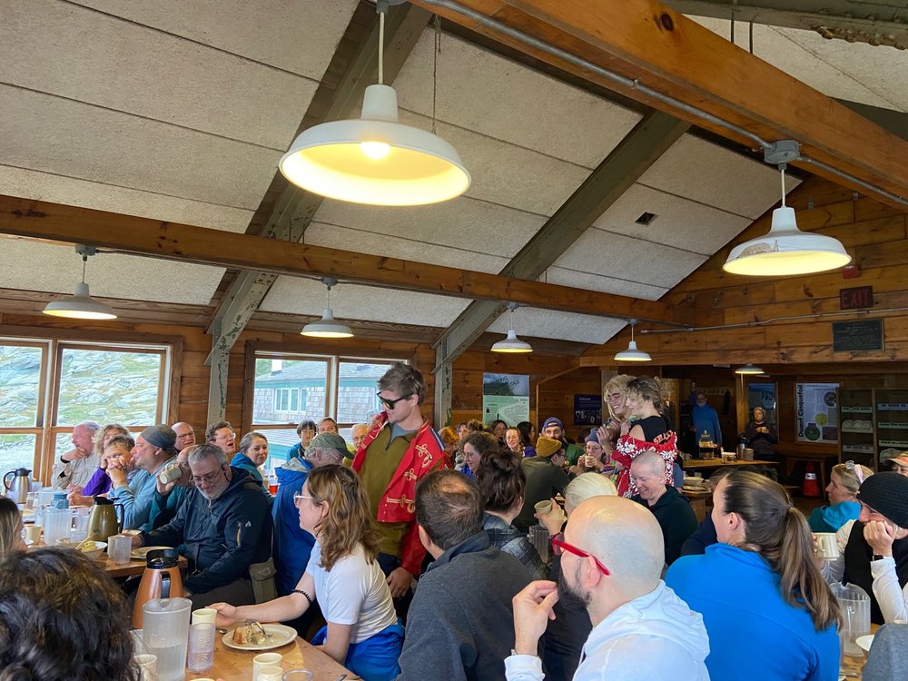 AMC LAKES OF THE CLOUDS HUT - 11 Photos - Dry River Trail, Jackson, New ...