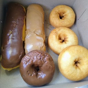 DUTCH DONUT FACTORY - 157 Photos & 196 Reviews - 1152 N Power Rd, Mesa ...