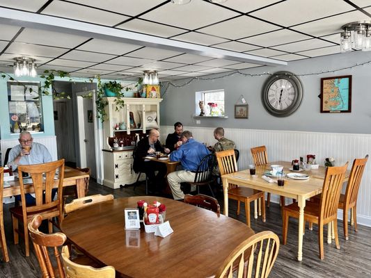 185 - Updated December 2025 - 358 Photos & 268 Reviews - 185 Little ...