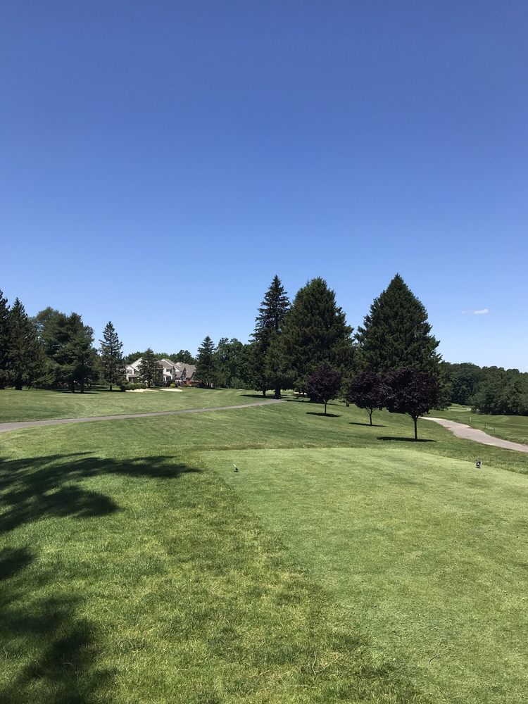 PENN OAKS GOLF CLUB - 15 Photos & 27 Reviews - 150 Penn Oaks Dr, West ...