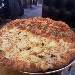 BROZINNI PIZZERIA - 326 Photos & 412 Reviews - 8810 S Emerson Ave ...