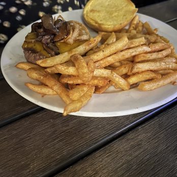 REPUBLIC SOCIAL HOUSE - Updated October 2025 - 213 Photos & 413 Reviews ...