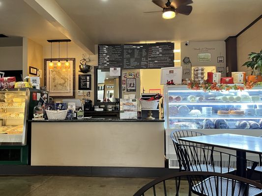 LA BORGATA ITALIAN DELI - Updated January 2025 - 198 Photos & 282 ...