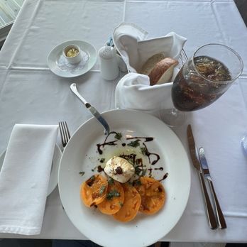 YELLOW DOG CAFE - Updated October 2024 - 611 Photos & 433 Reviews - 905 ...